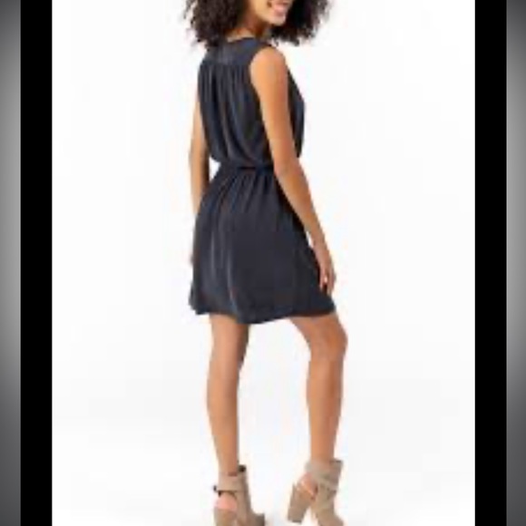 Rory Beca | Dresses | Rory Beca Gunmetal Gary Color Rayon Cinched ...